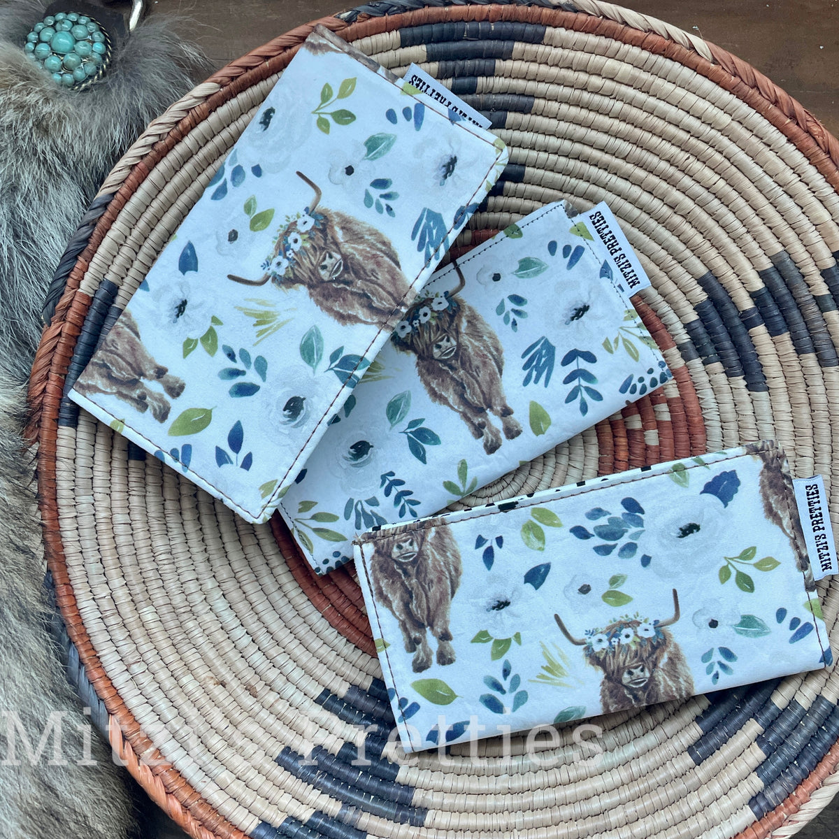 SHIPS TODAY\\\ Checkbook Cover in Highland Cow – Mitzi's Pretties